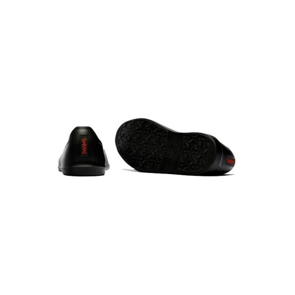 Swims mustat kalossit | Charlston